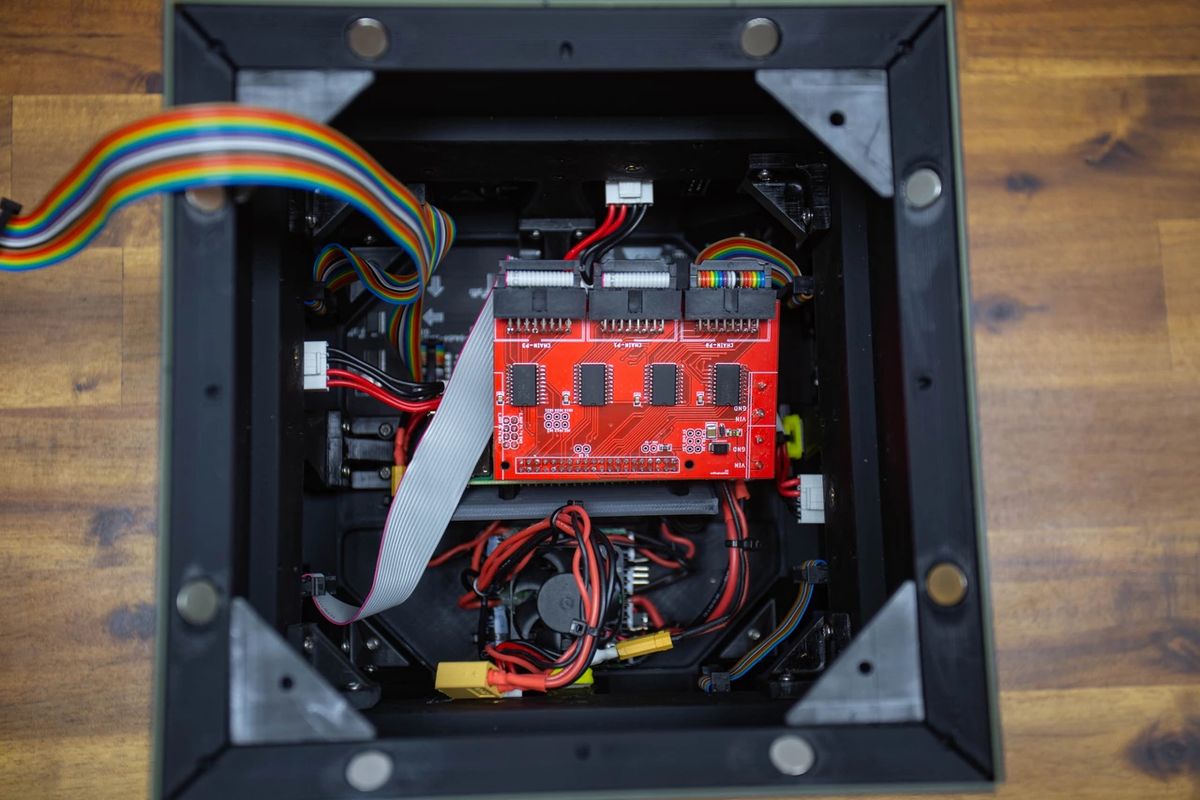 Raspberry Pi Matrix Cube Takes LEDs to a New Dimension | Tom's Hardware