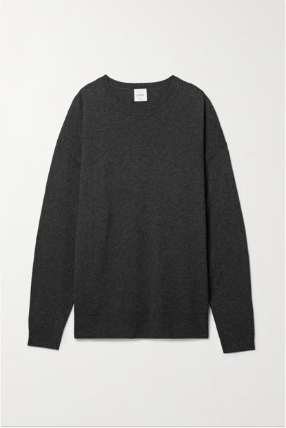 Sofia Richie's Quiet Luxury Sweater Set Epitomizes Cozy-Chic | Marie Claire