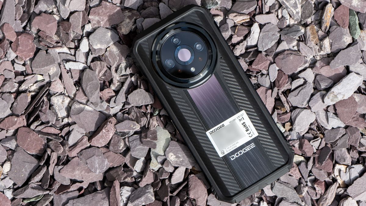 Doogee V31GT review: thermal camera, tool phone and premium device in ...