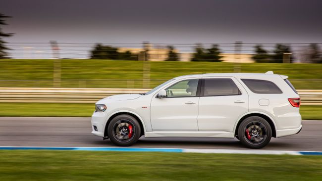 How the customizable interface in a Dodge Durango SRT will change the ...