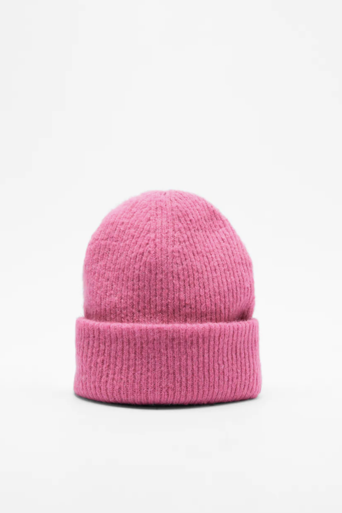 The 15 Best Beanies for Women | Trendy Beanie Hats in 2023 | Marie Claire