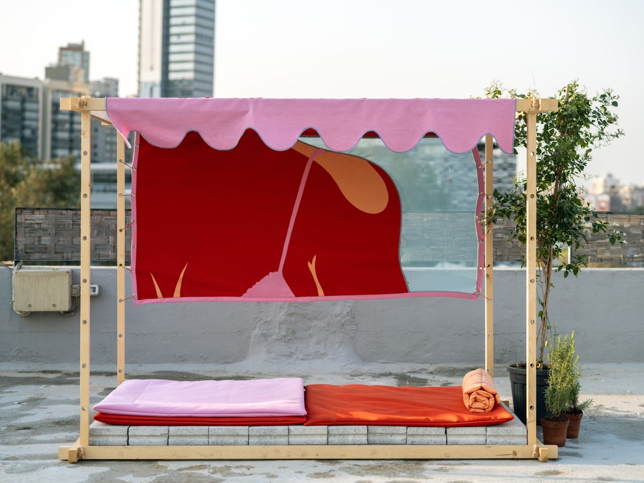 'Pretend it's a Pool' by Nathalie Harb at Beirut Art Center review ...