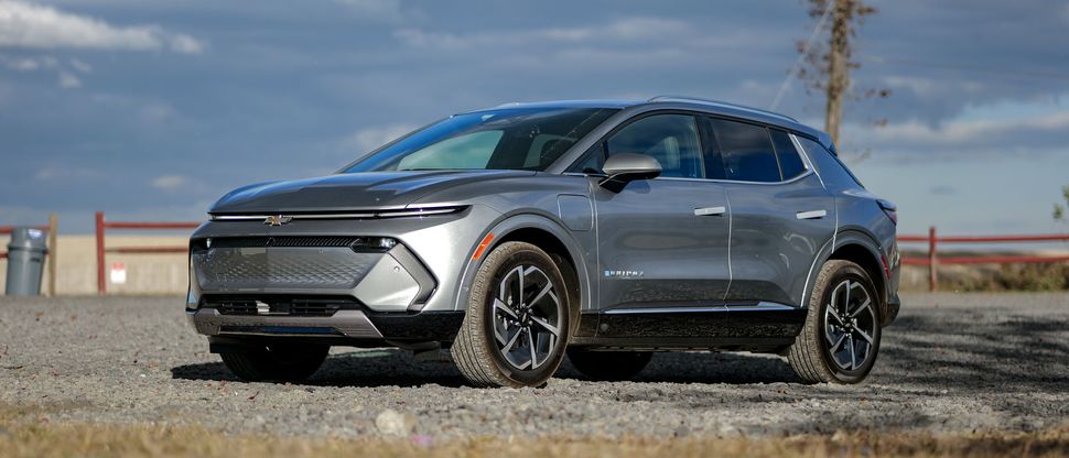 I drove a Chevrolet Equinox EV for a week — here's my pros and cons ...