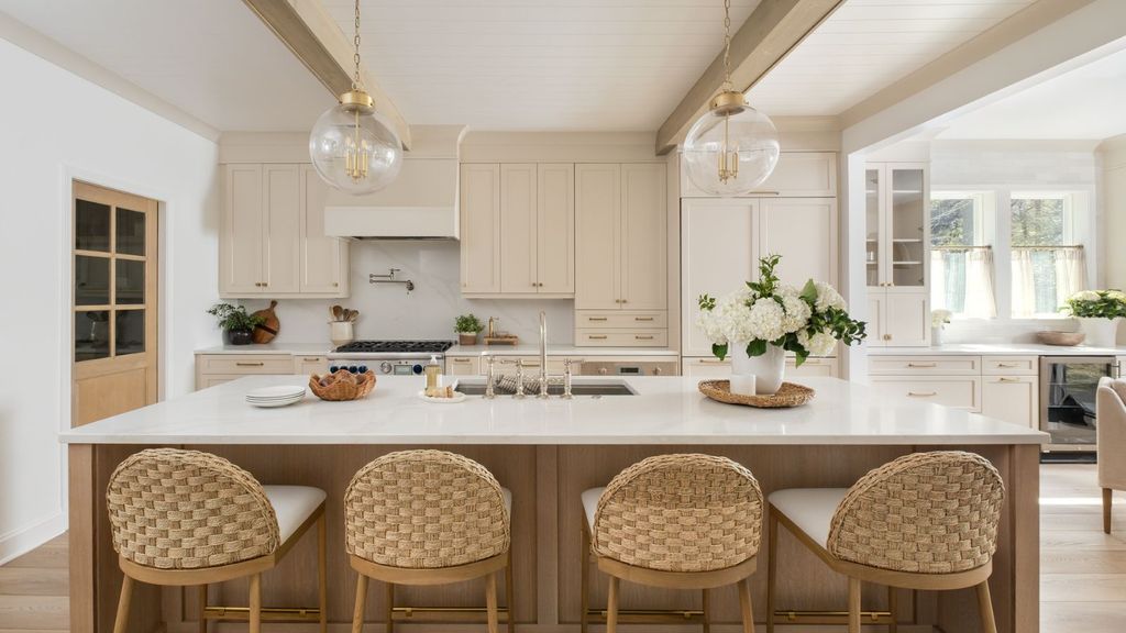 Kitchens without islands: 7 alternatives to an island unit | Homes and ...
