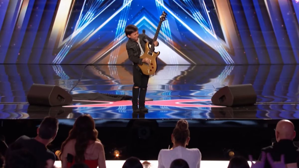 10yo guitarist nails Lenny Kravitz on America’s Got Talent | Guitar World
