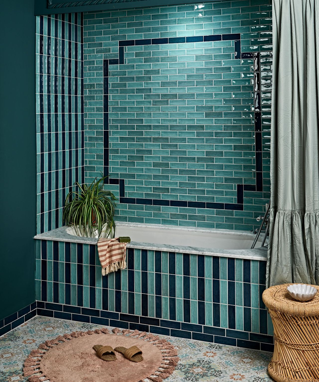 Is an alcove bathtub the new way to create a luxurious space? | Homes ...