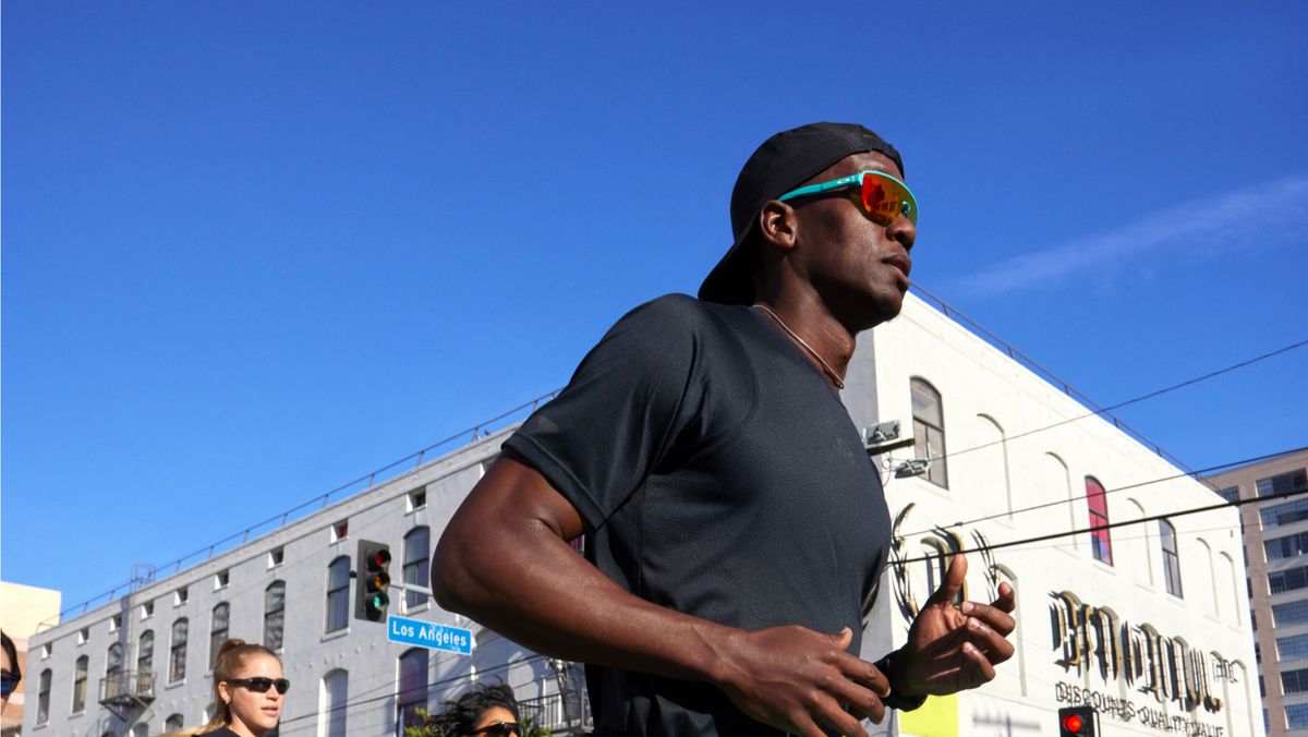 Can't stop thinking about Oakley's first dedicated running sunglasses | T3