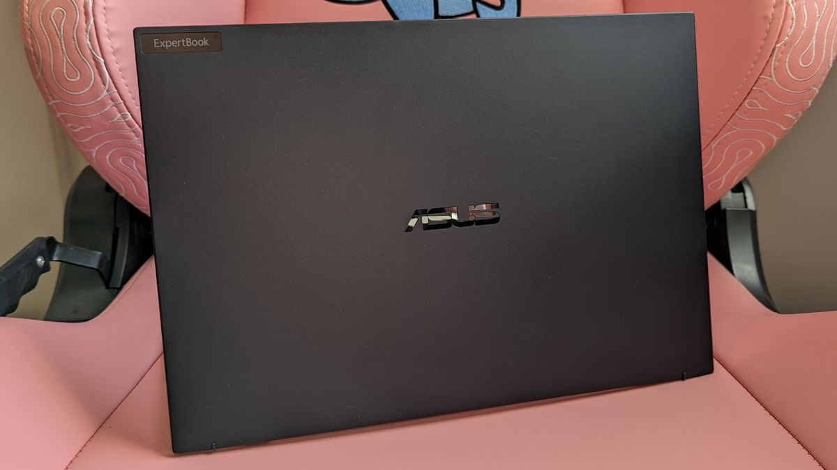 Asus ExpertBook B9 OLED review: Great on the outside, just don’t look ...