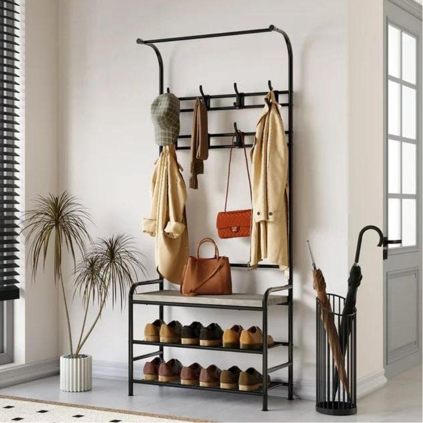 Entryway Makeovers — 5 Before and Afters of Dated Spaces | Livingetc