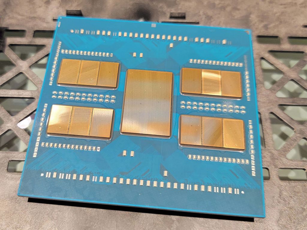 CXL, Zen 4 Architecture, Chiplet Designs - AMD 4th-Gen EPYC Genoa 9654 ...