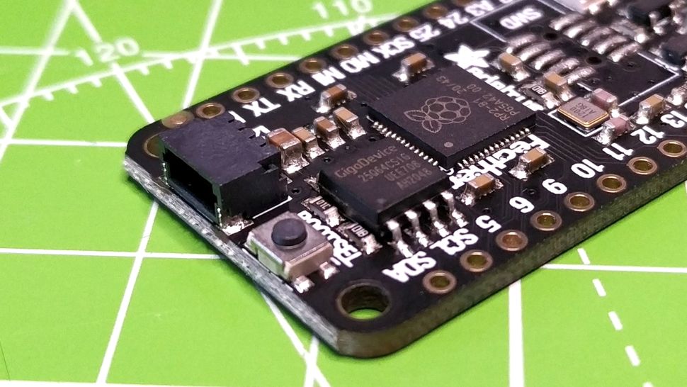 Adafruit Feather RP2040 Review: A More-Refined Raspberry Pi Pico | Tom ...