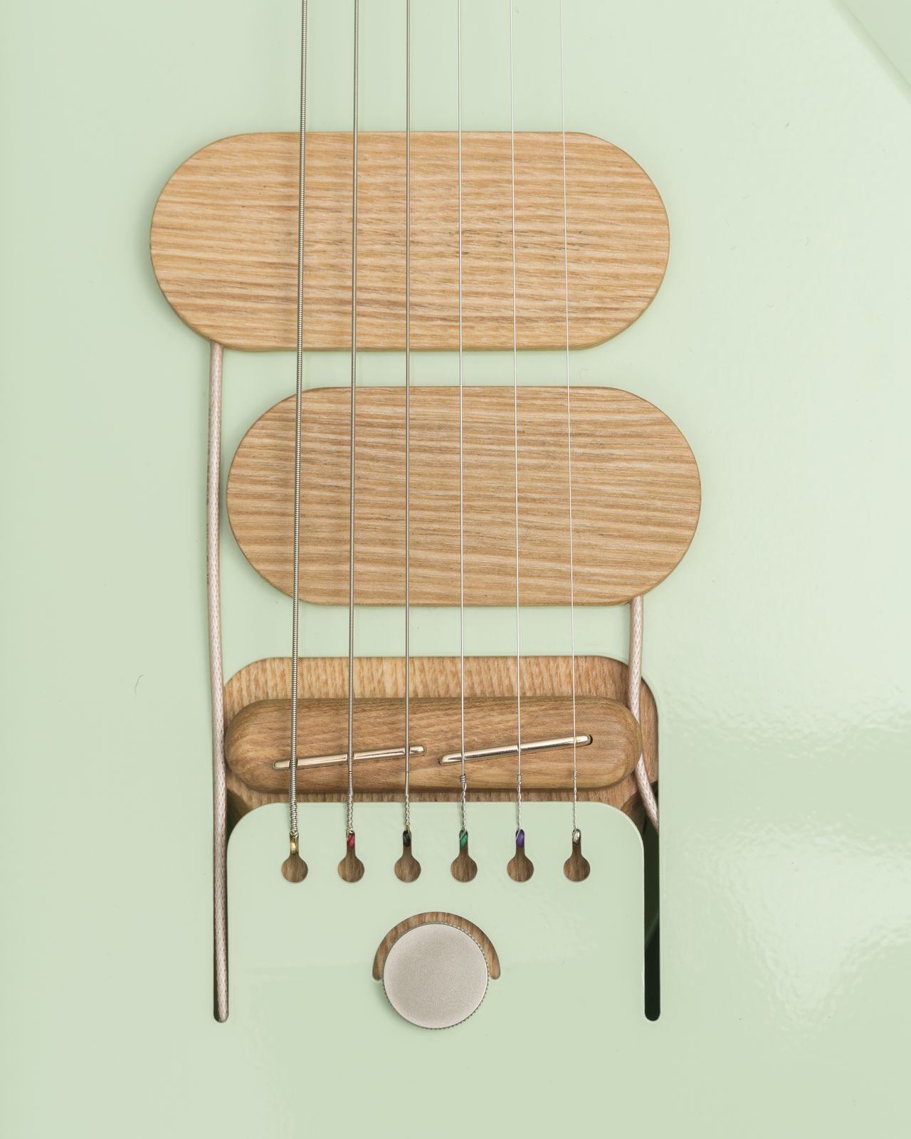 Cosmo is a cutting-edge guitar by Verso Musical Instruments | Wallpaper