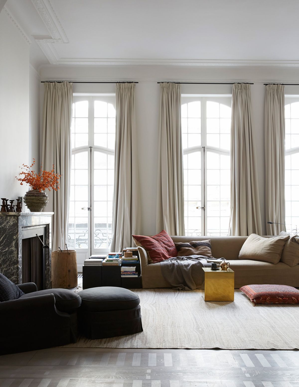 Explore this stunning Belgian townhouse - a lesson in decorating with ...