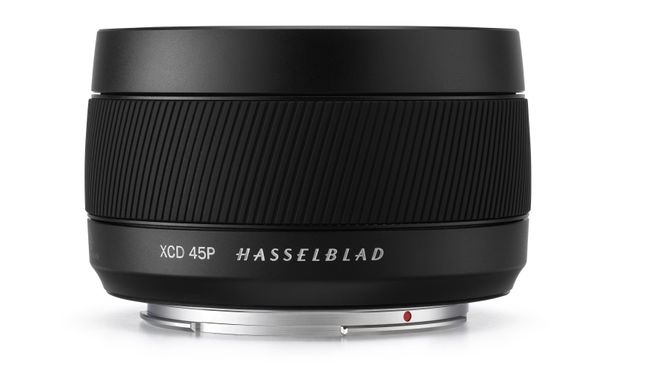 Hasselblad launches the world's smallest medium format lens | Digital ...