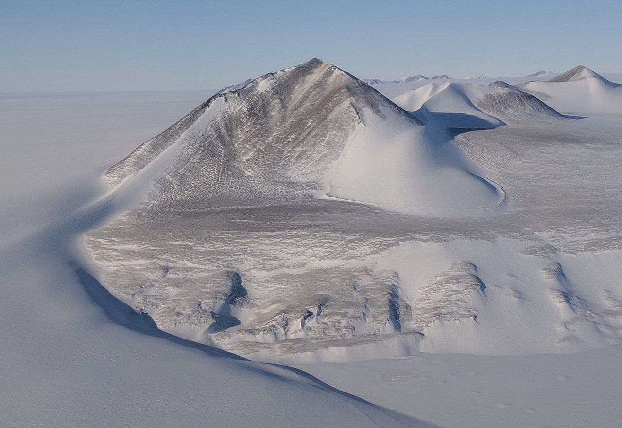 Huge Lakes Thought to Be Hiding Beneath Antarctica's Ice Seem to Have ...