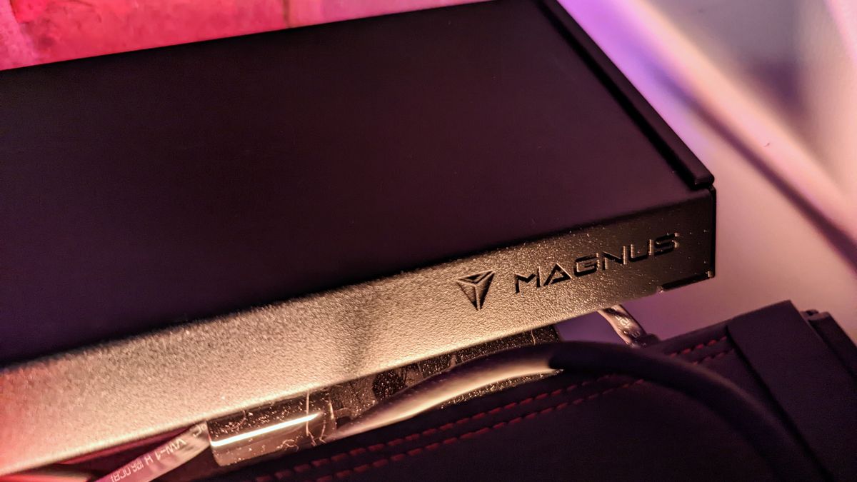 Secretlab Magnus Pro desk review: The standing king of cable management ...