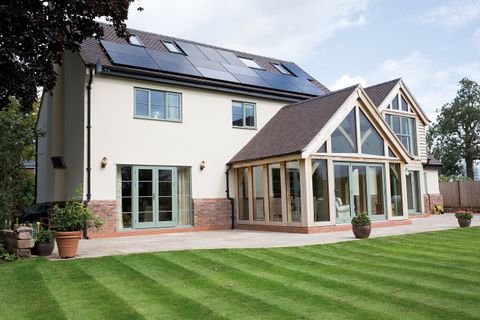 17 Oak Frame Extension Ideas — Great Designs for a New Space | Homebuilding