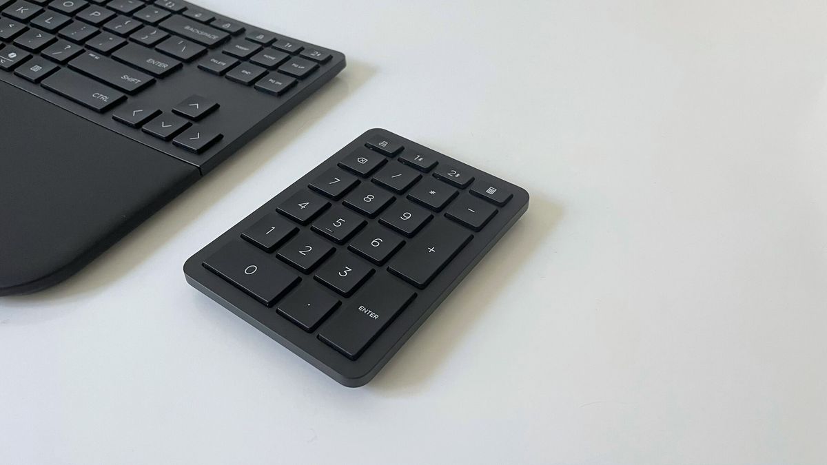 HP 960 Ergonomic Wireless Keyboard review: A curvy design with a ...