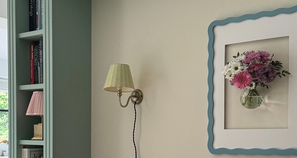 DIYers are Framing Flowers for a Statement Wall Decor Idea | Livingetc