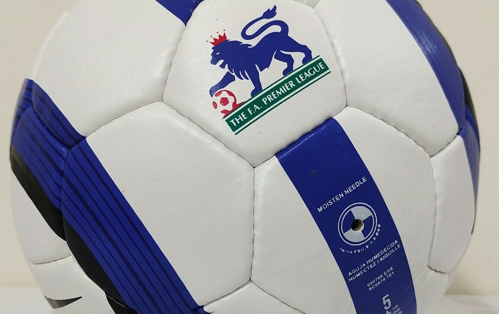 Incredibly rare Nike Total 90 Aerow balls are on sale now | FourFourTwo