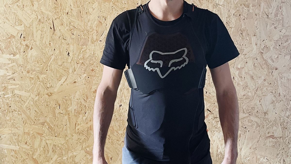 Fox Racing Baseframe Pro D30 review | Bike Perfect