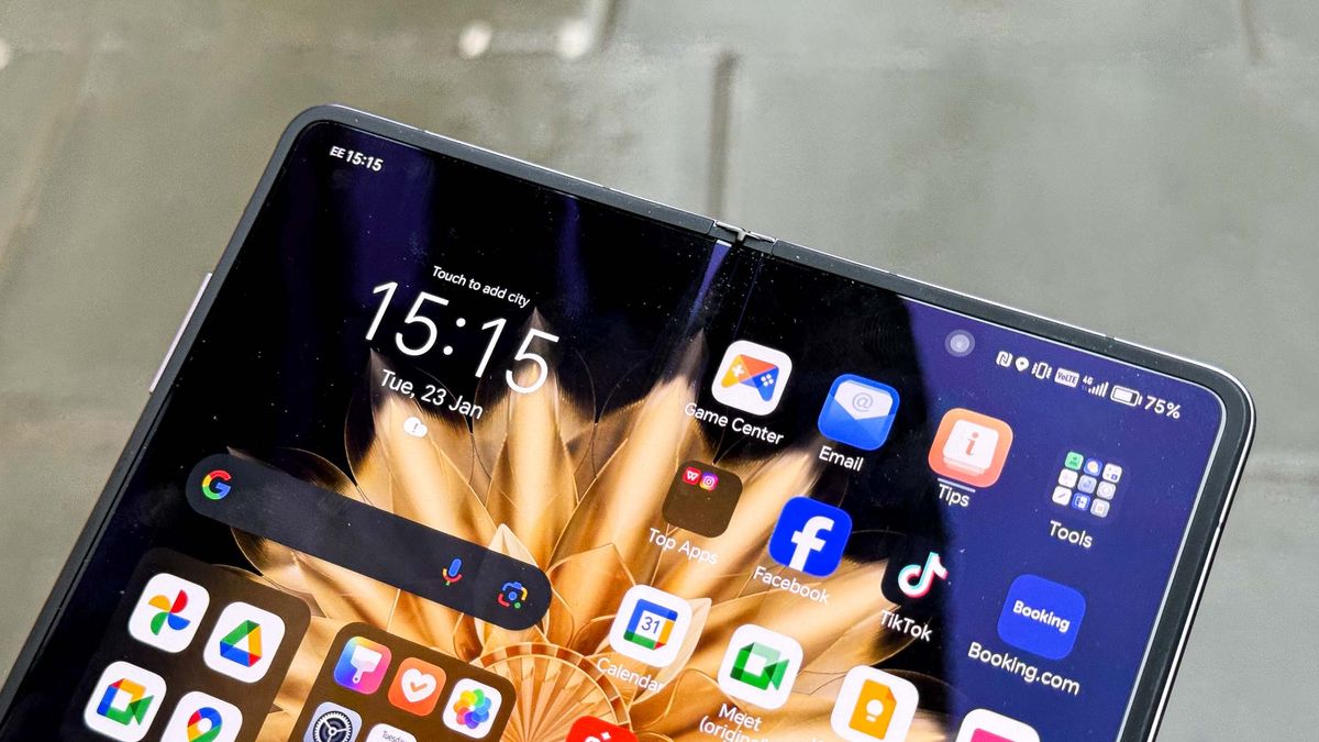 Honor Magic V2 review: A good foldable that's late to the party | Tom's ...