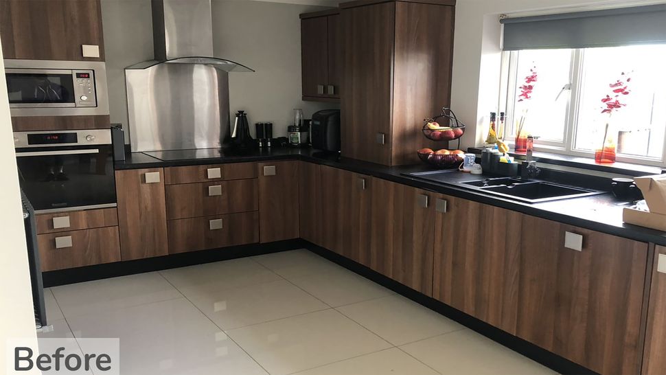 Vinyl Wrap for Kitchen Cupboards: How to Get the Best Finish | Homebuilding