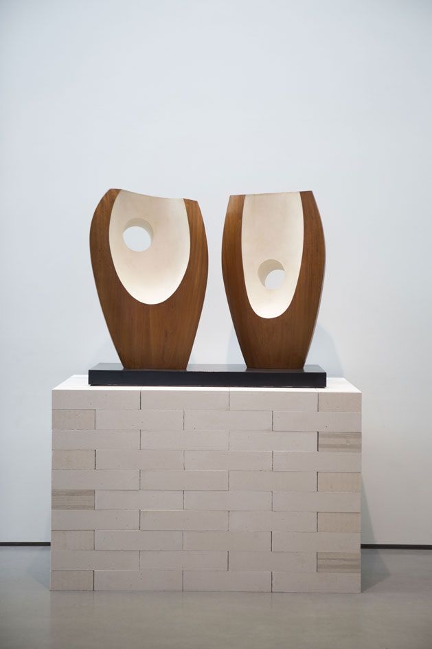 The Hepworth Wakefield celebrates modern sculpture with a human soul ...
