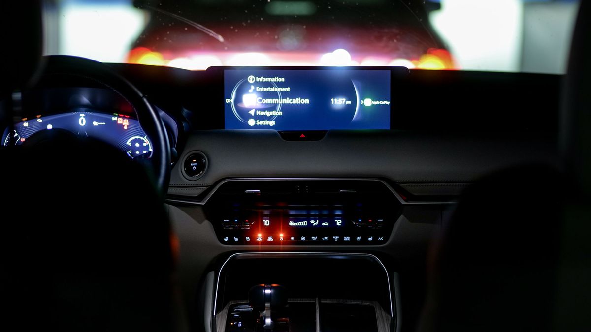 I drove a Mazda CX-90 PHEV for a week — and no other EV I’ve tested can ...