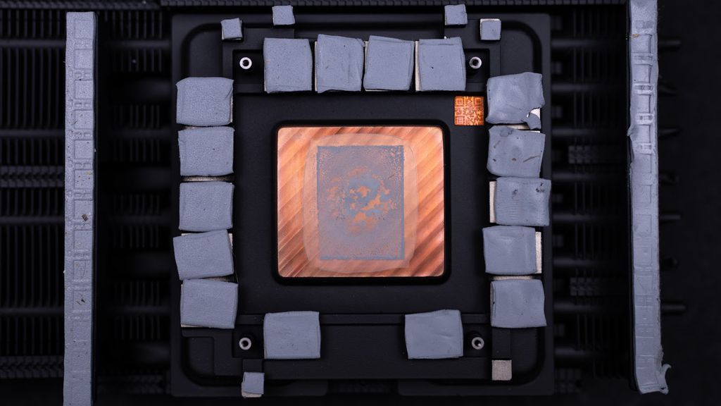 Splave's Cave: Overclocking the Asus RTX 5090 Astral and setting the ...