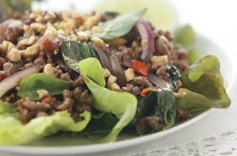 Thai minced beef salad | Thai Recipes | GoodtoKnow