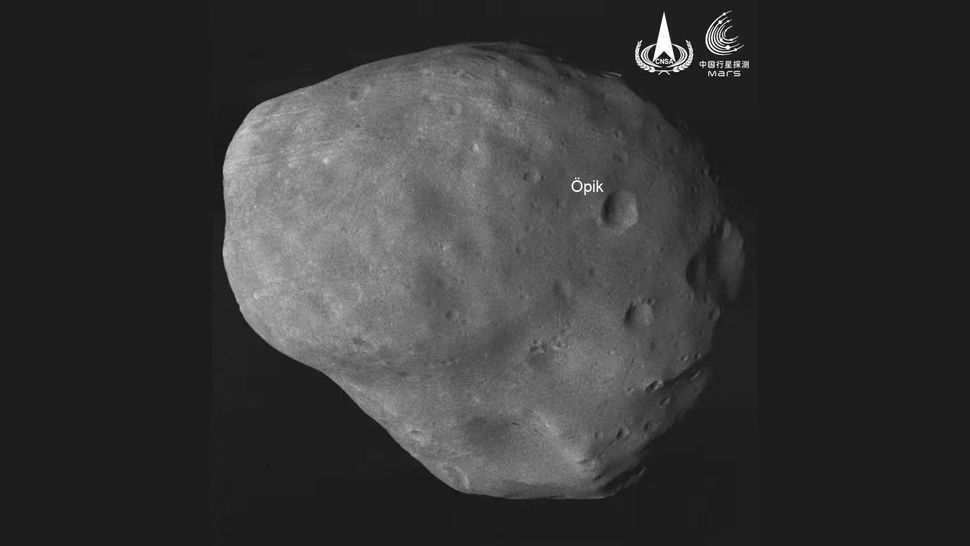 China's Mars orbiter snaps striking shot of moon Phobos | Space