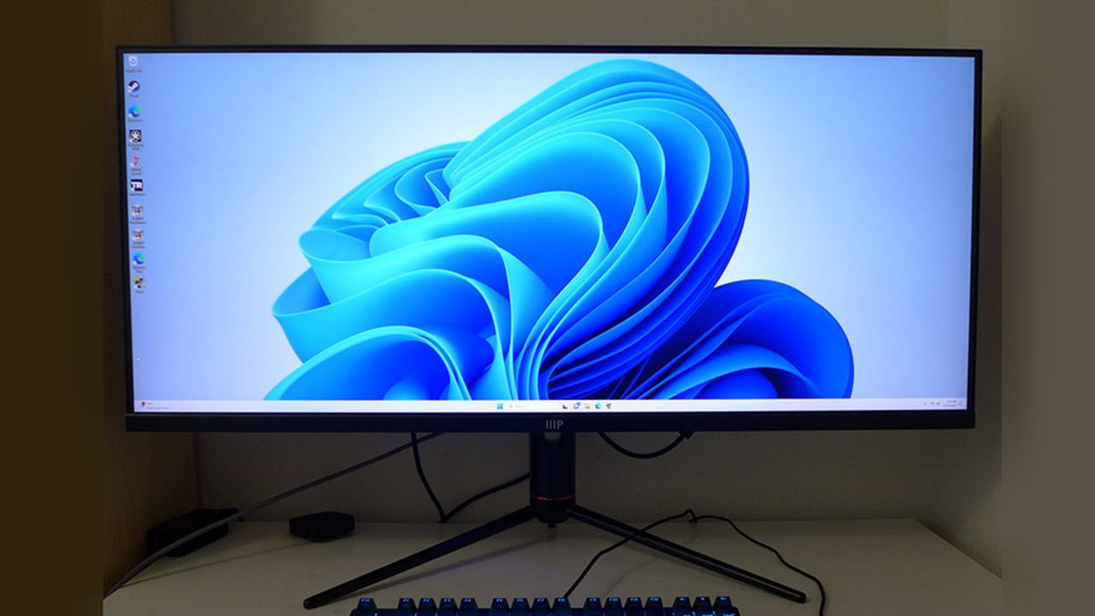 Monoprice 44394 40-inch Crystal Pro 144 Hz gaming monitor review: Jumbo ...