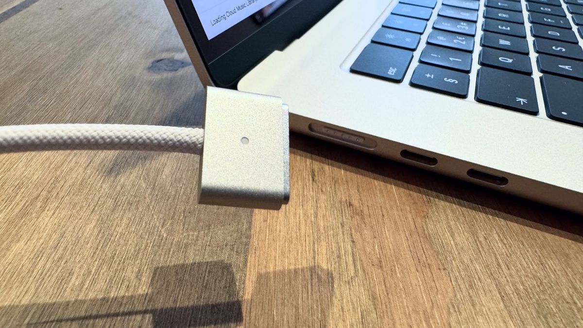 MacBook Air M3 review (15-inch, 2024): It’s all about the M3 chip | iMore