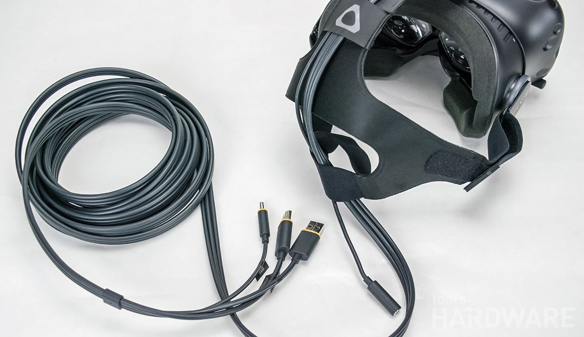 What's In The HTC Vive Box