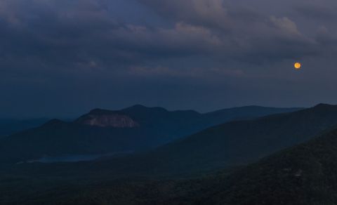 Blue Moon of 2015 Thrills Skywatchers with Lunar Beauty (Photos) | Space