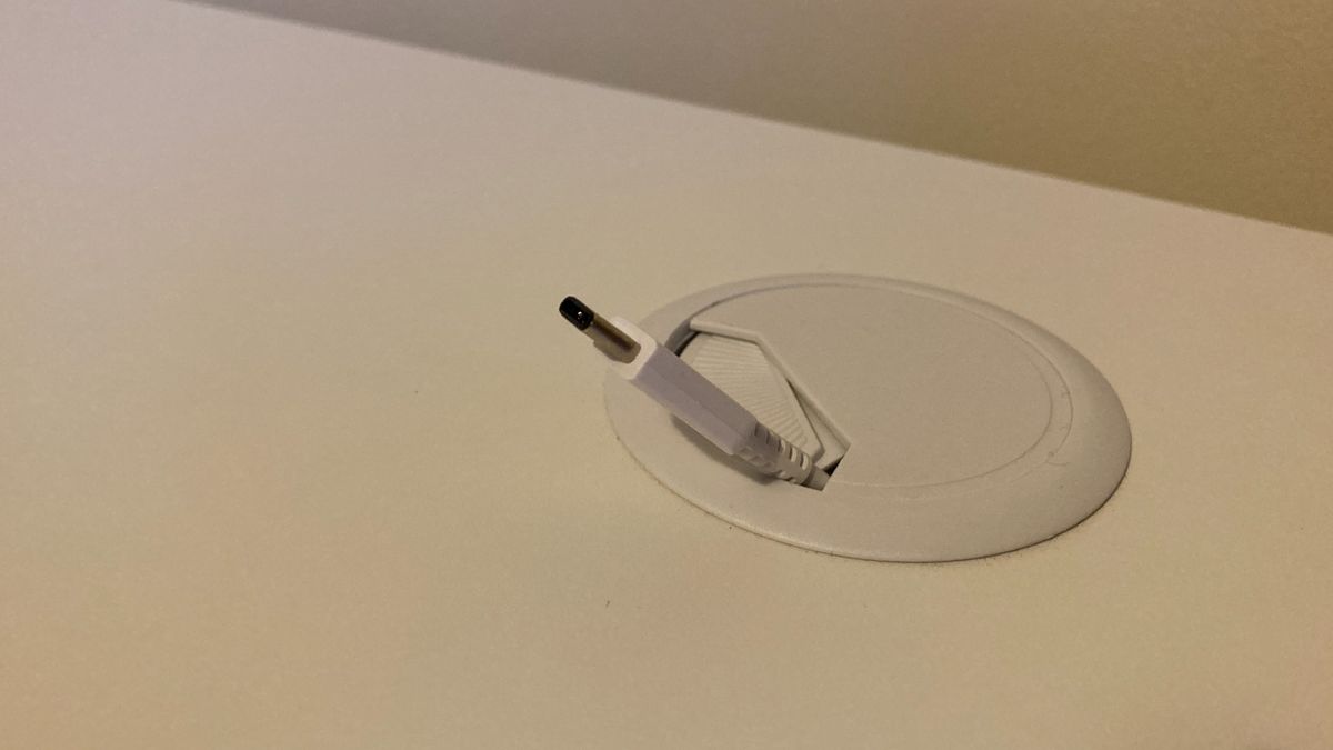 Maidesite Electric Standing Desk S2 Pro Plus Review | TechRadar