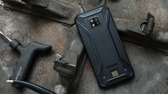 This rugged phone has a great feature that all phones should copy ...
