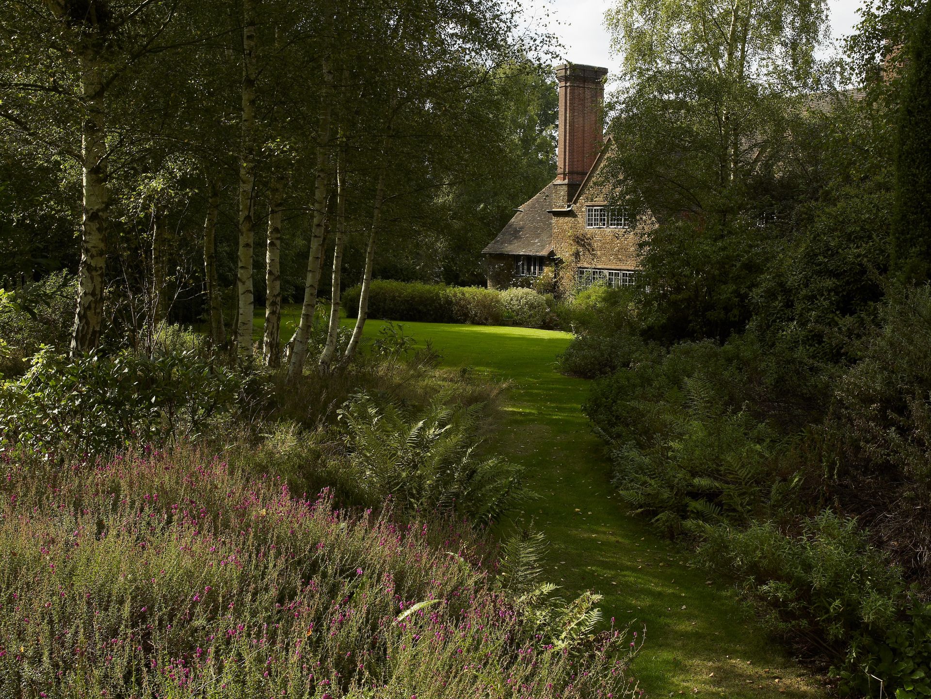 10 outstanding British gardens from the Country Life Archive | Country Life