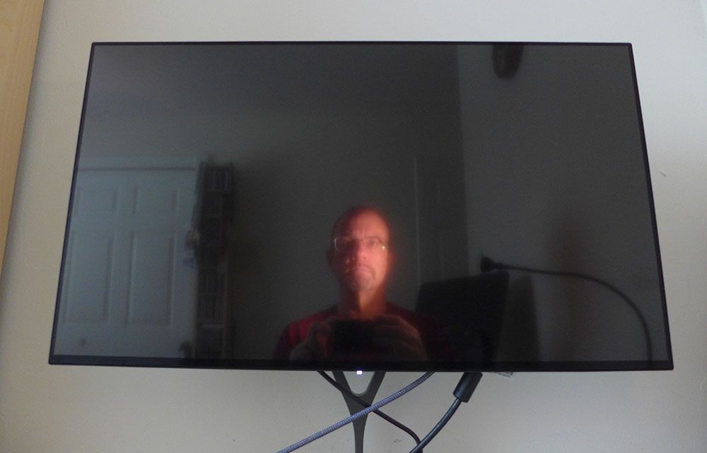 Dough Spectrum ES07D03 Glossy 4K Gaming Monitor Review: Class Leading ...