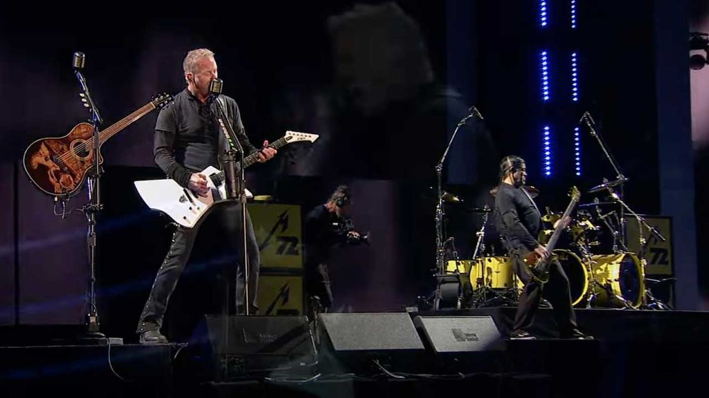 Metallica launch official pro-shot video of The Unforgiven from Saudi ...