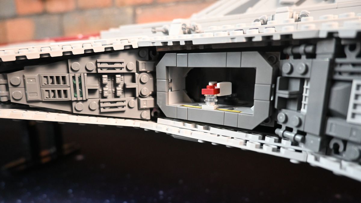 Lego UCS Venator review: "A stunning model, and one of the best UCS ...