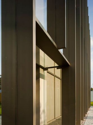 New British Embassy in Warsaw | Wallpaper