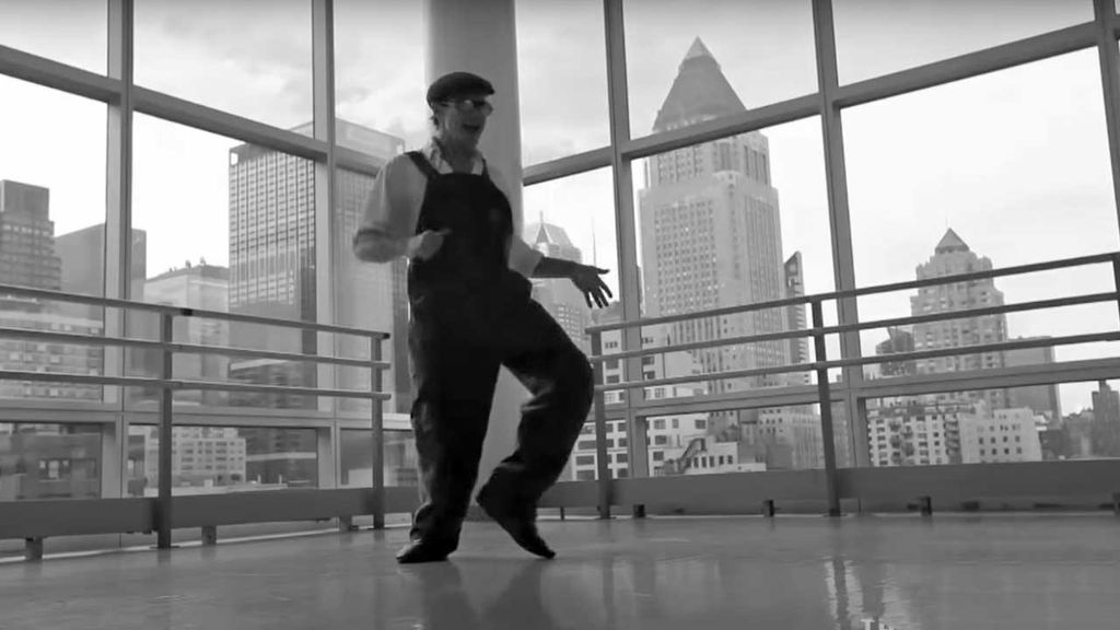 Video: Enjoy two and a half hours of David Lee Roth dancing to The O ...