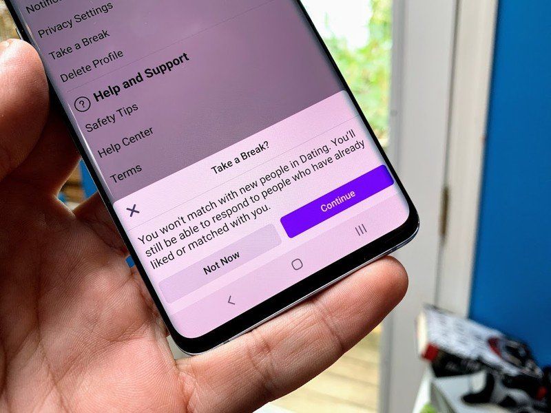 Ten ways to avoid getting murdered using Facebook Dating | Android Central