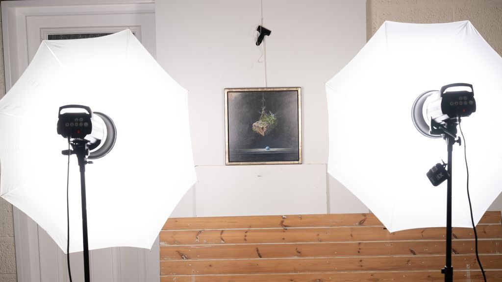 The art of photographing artwork: taking photos of paintings like a pro ...