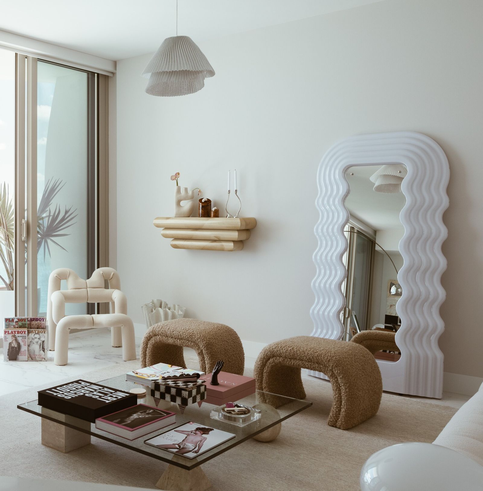 Mirror trends – modern designs for a chic interior | Livingetc