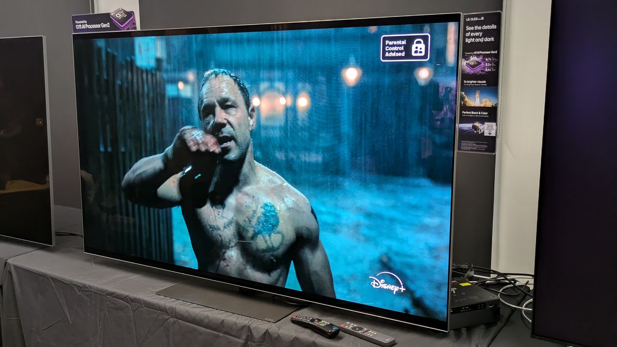 I saw LG's G5 flagship OLED TV next to last year's G4, and the ...