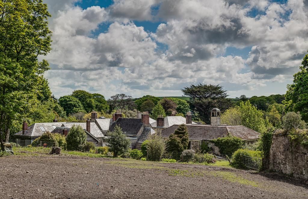 A magnificent Cornish estate that's 'one of Cornwall’s best-kept ...