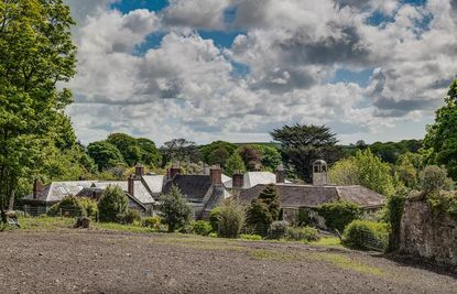 A magnificent Cornish estate that's 'one of Cornwall’s best-kept ...